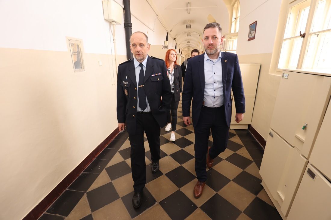 Borská věznice se bude starat o ložní prádlo na ubytovně pro uprchlíky ...